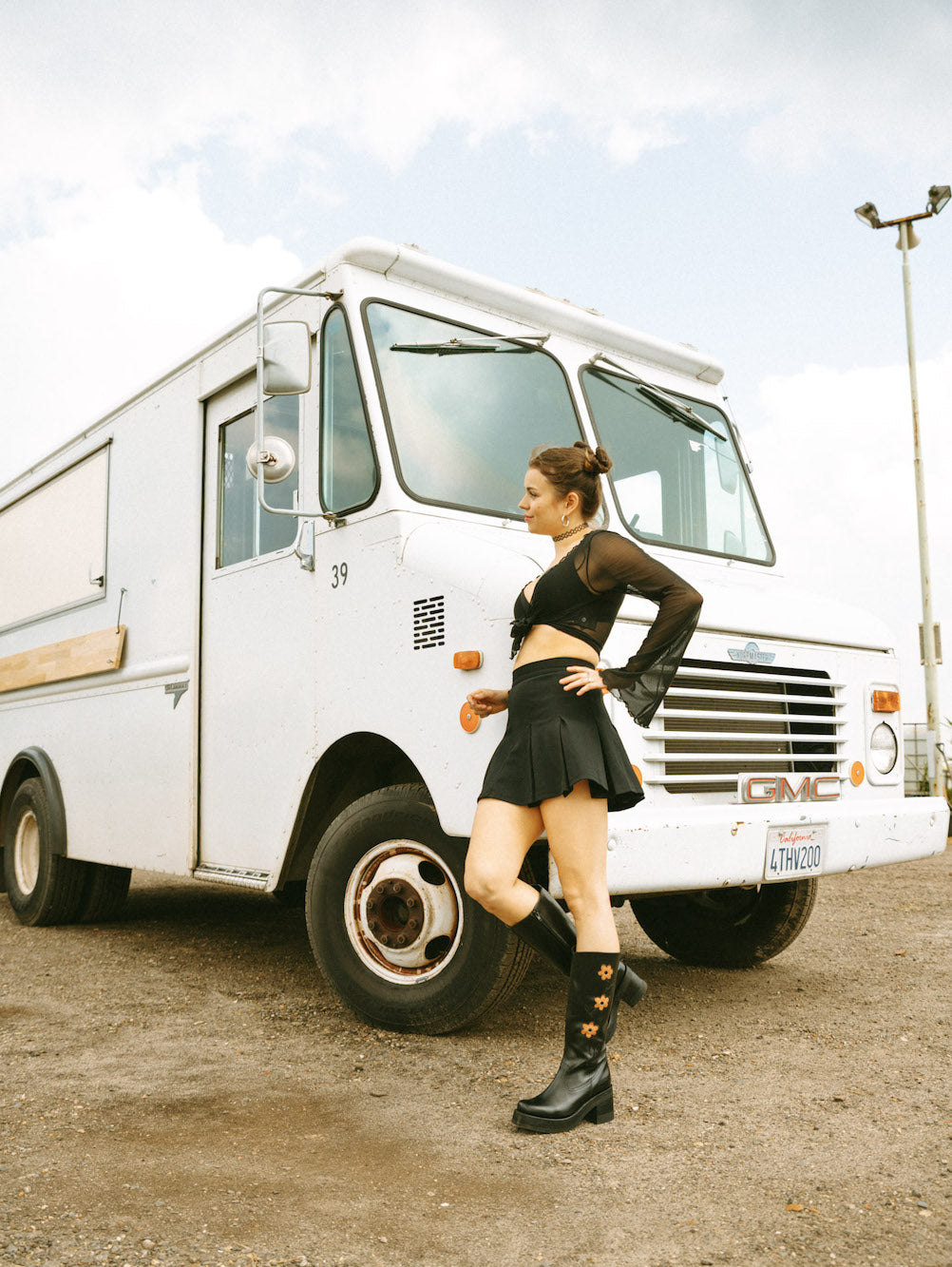 Platform Flower Boots Black – Dandelie