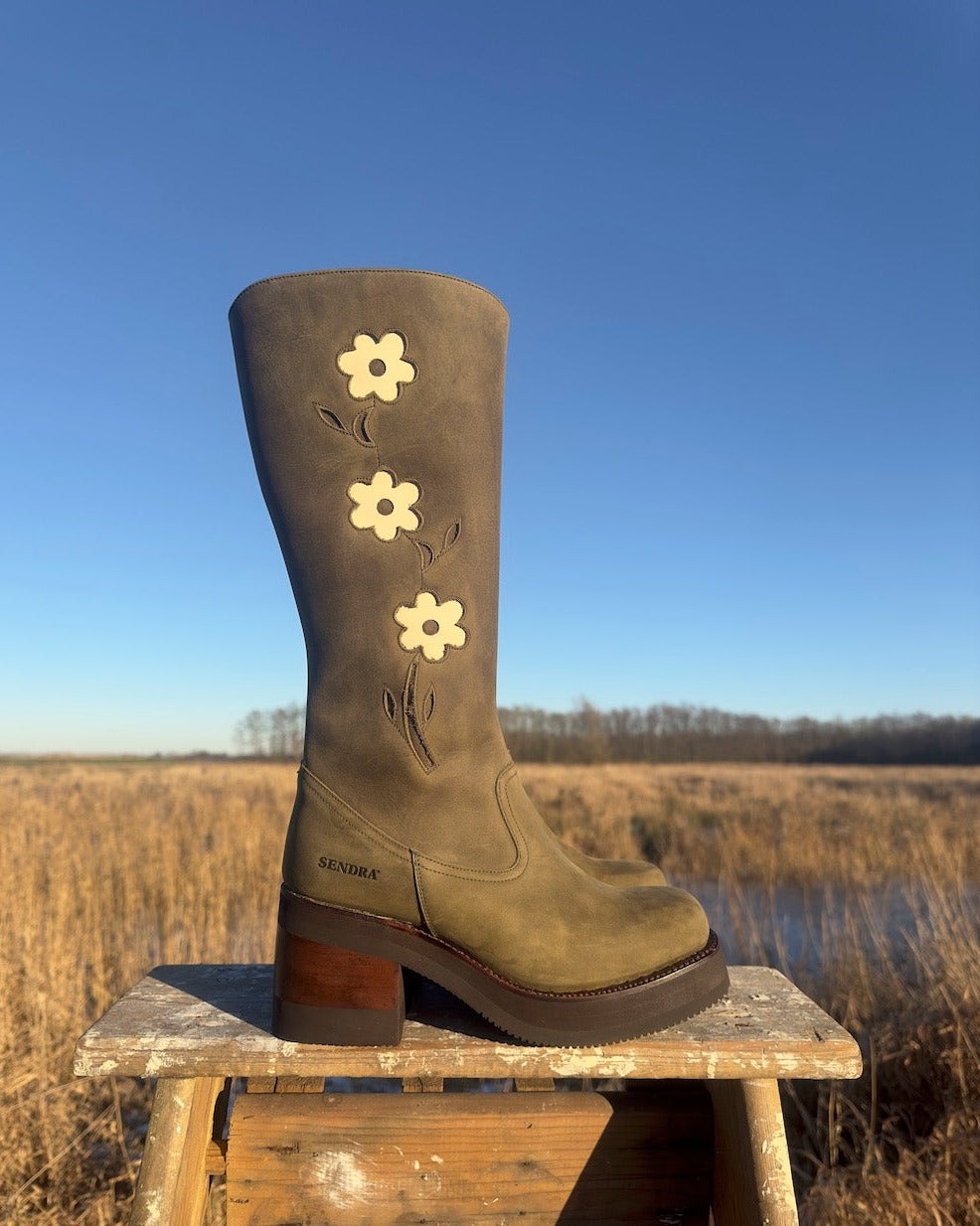 Platform Flower Boots Military Green – Dandelie