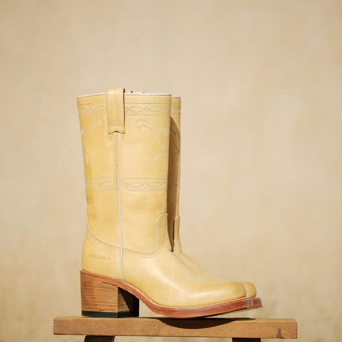 Stitching Taurus Boots Camel - Deadstock – Dandelie