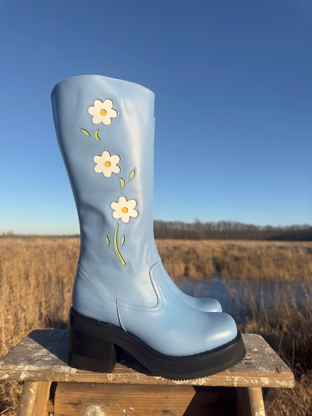 Platform Flower Boots Blue – Dandelie