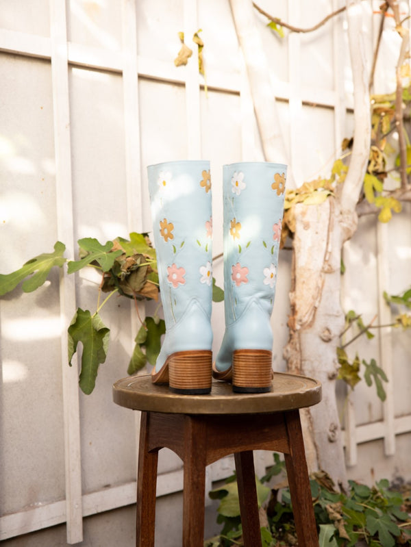 Flower Boots Blue – Dandelie